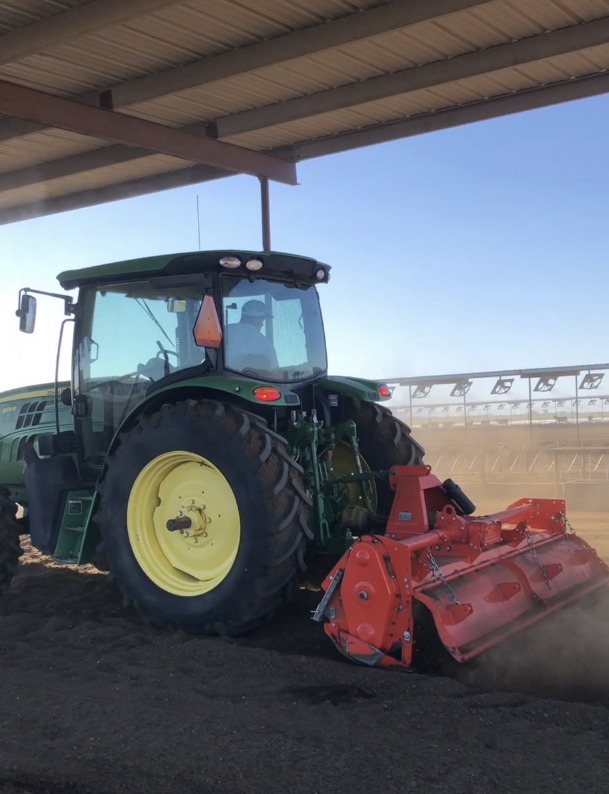 Logan Gingg: Family, Friends, Farm, Football