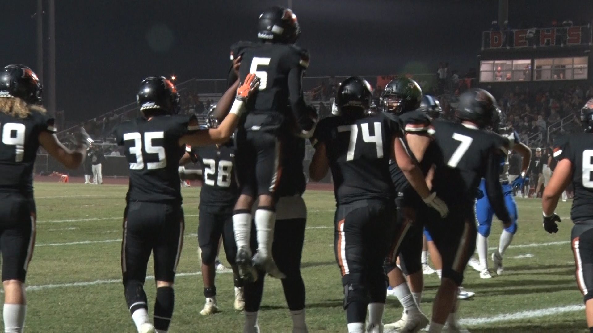 Desert Edge Fires on All Cylinders in Search of 5A Title