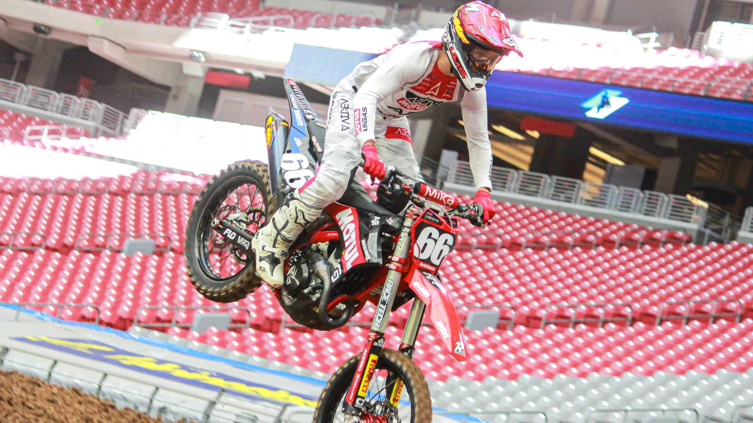 Chris Blose Makes Final Hometown Ride at Glendale Supercross