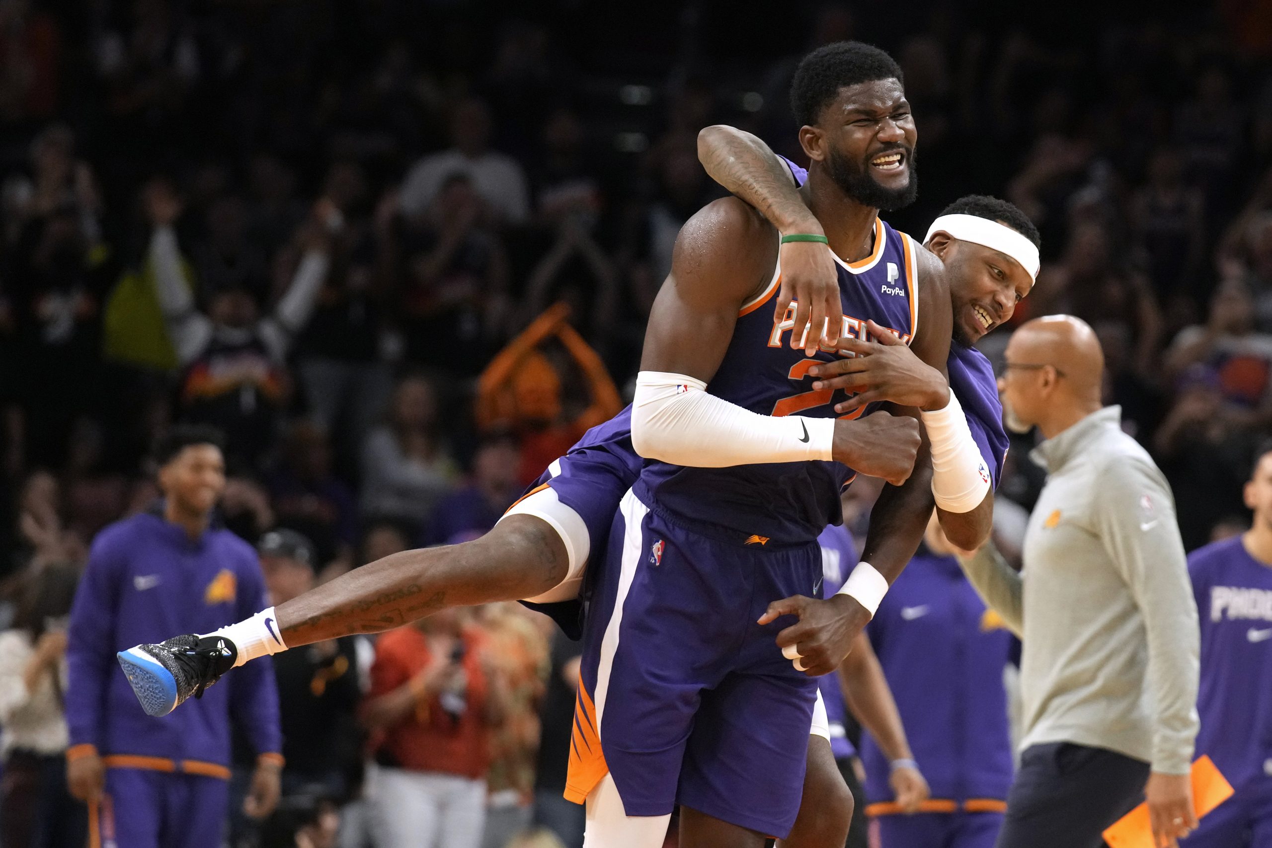 Suns match Ayton’s historic offer sheet for 4 years, $133M