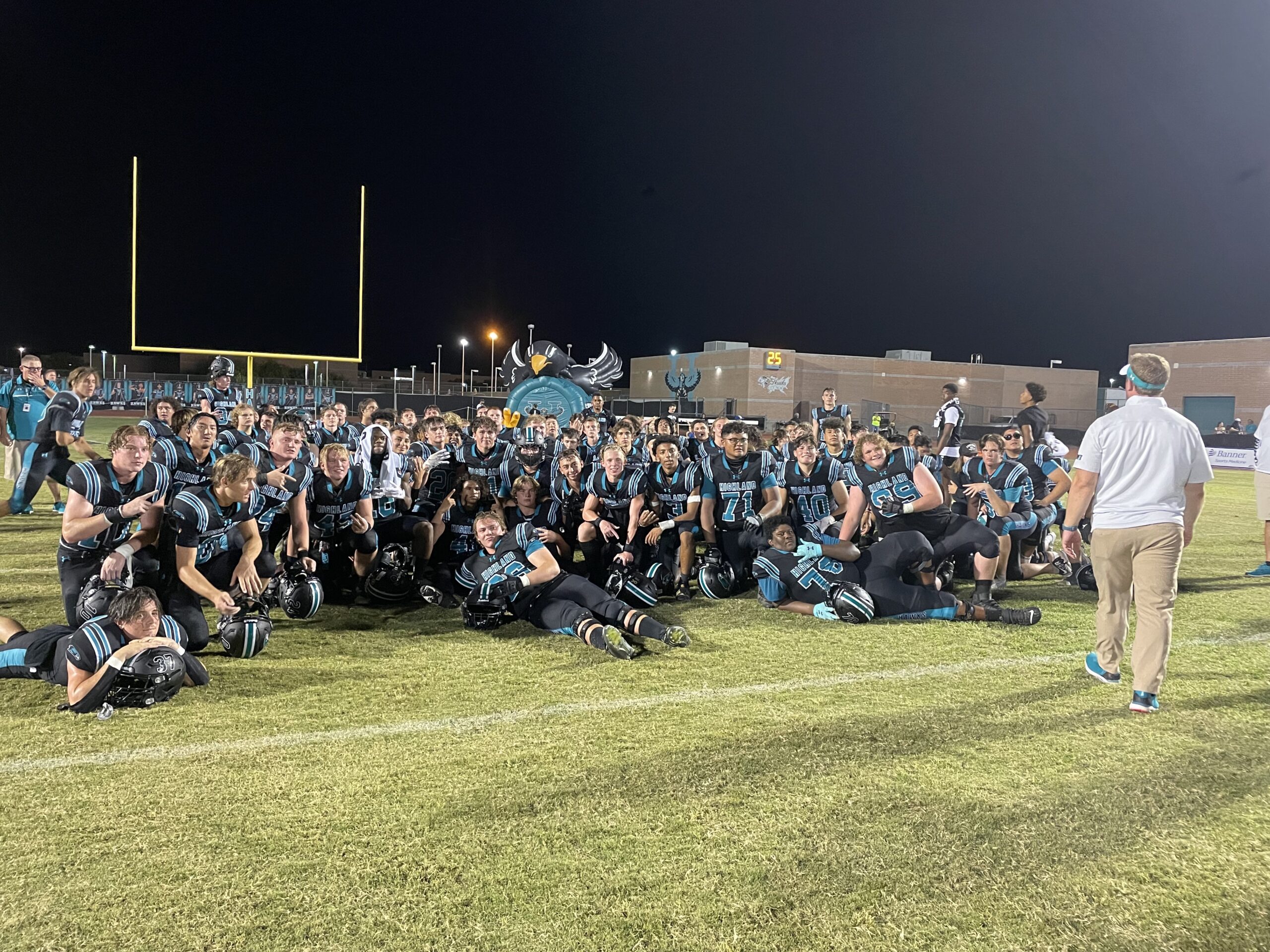 Highland Hawks Win Big At Homecoming Over Desert Edge