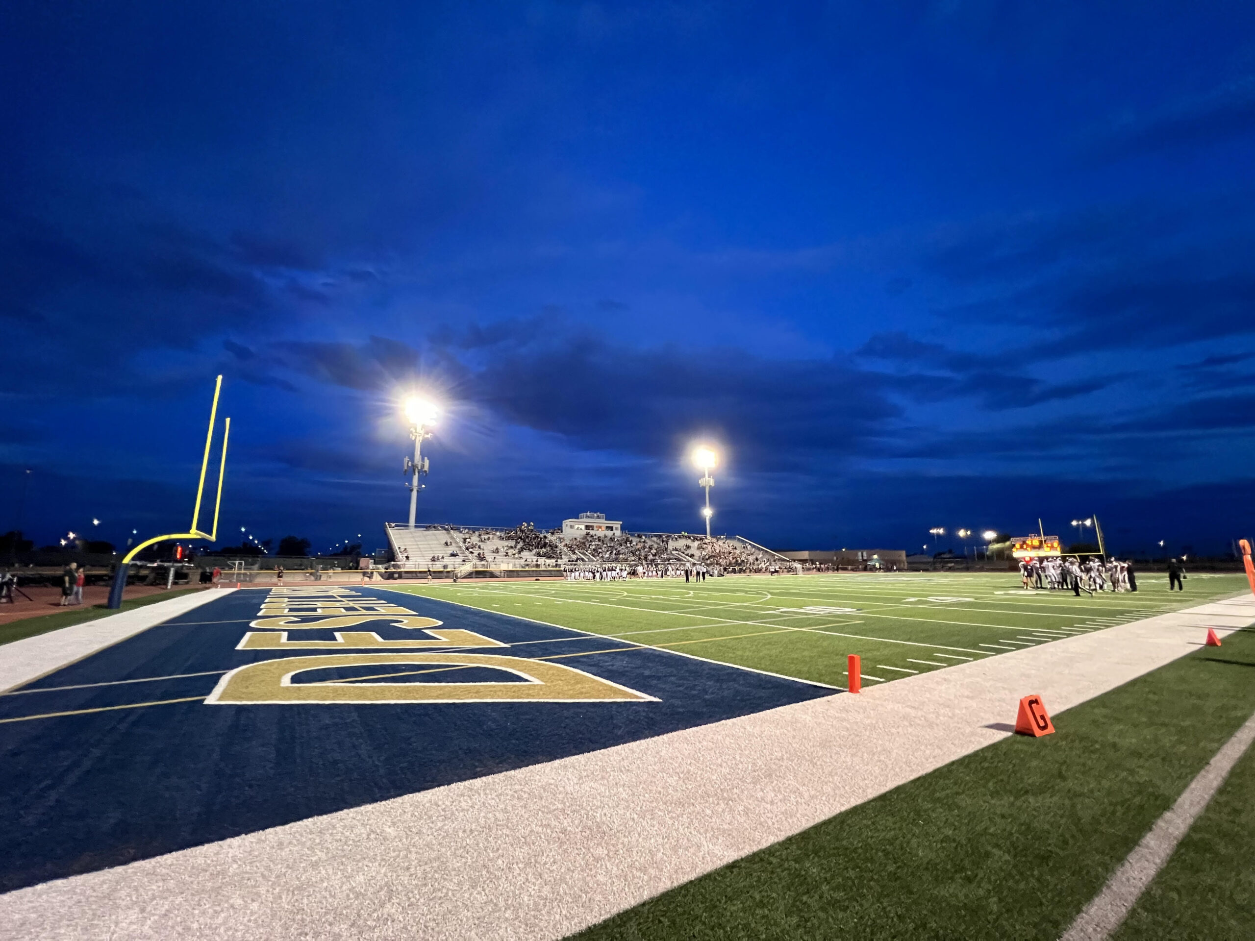 VIDEO – Williams Field runs away with Week 2 road win