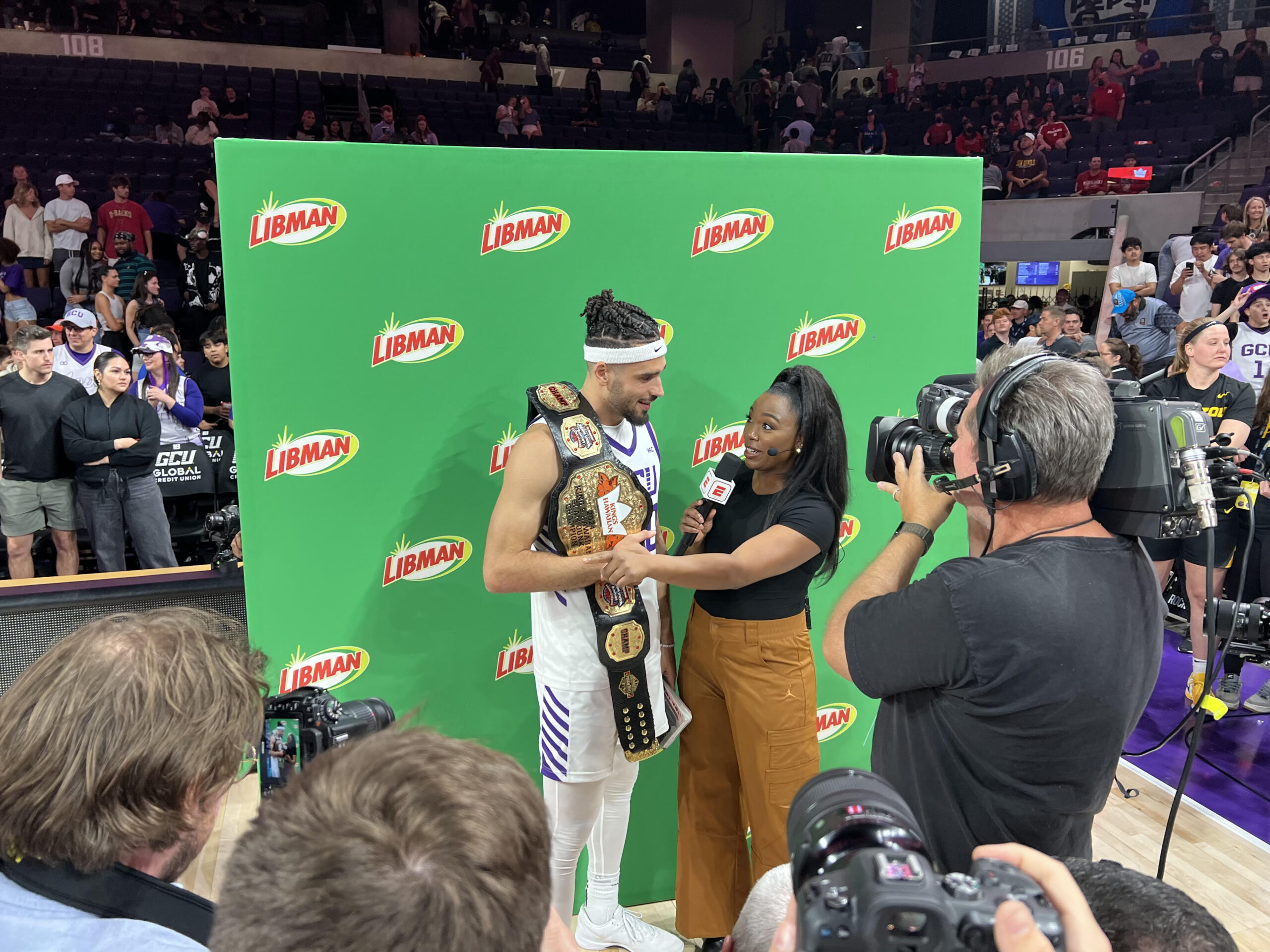 VIDEO – State 48 stars deliver at 2024 College Slam Dunk Championship