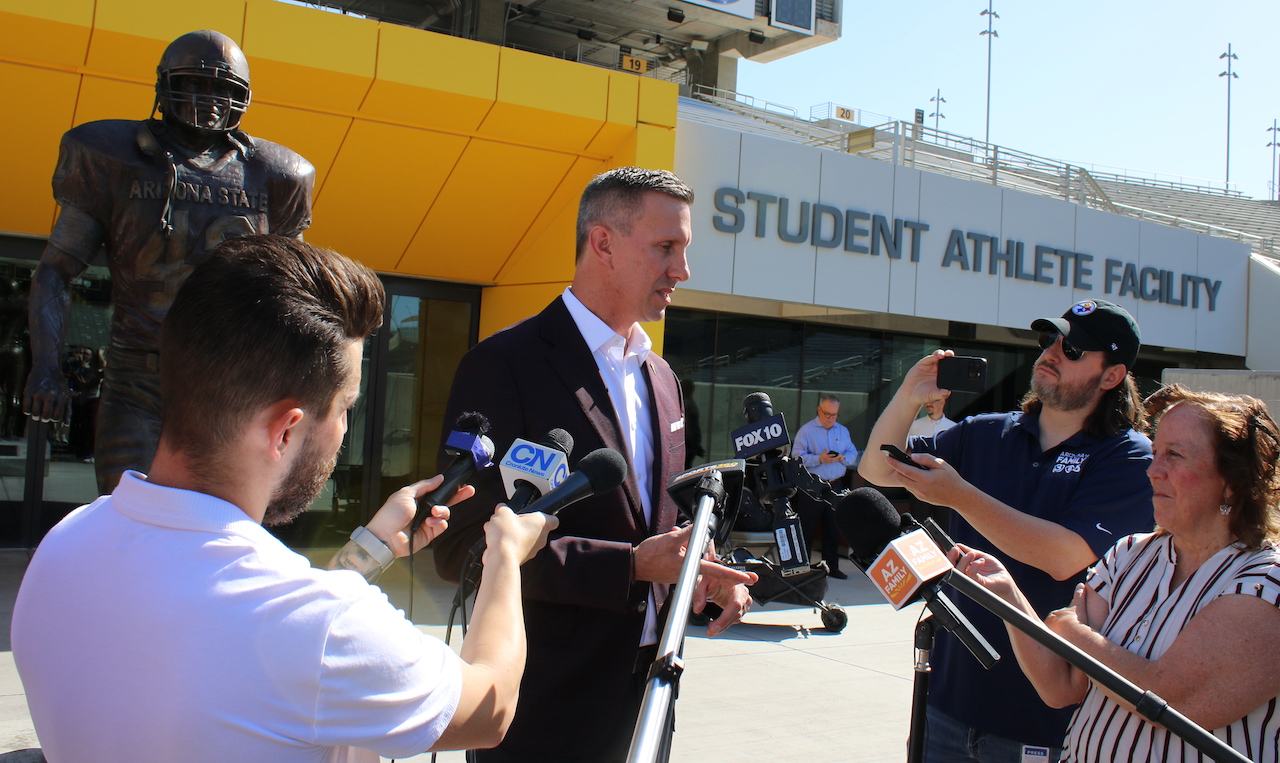 “He Gets Things Accomplished” – Dillingham, Bloomquist React to Graham ...