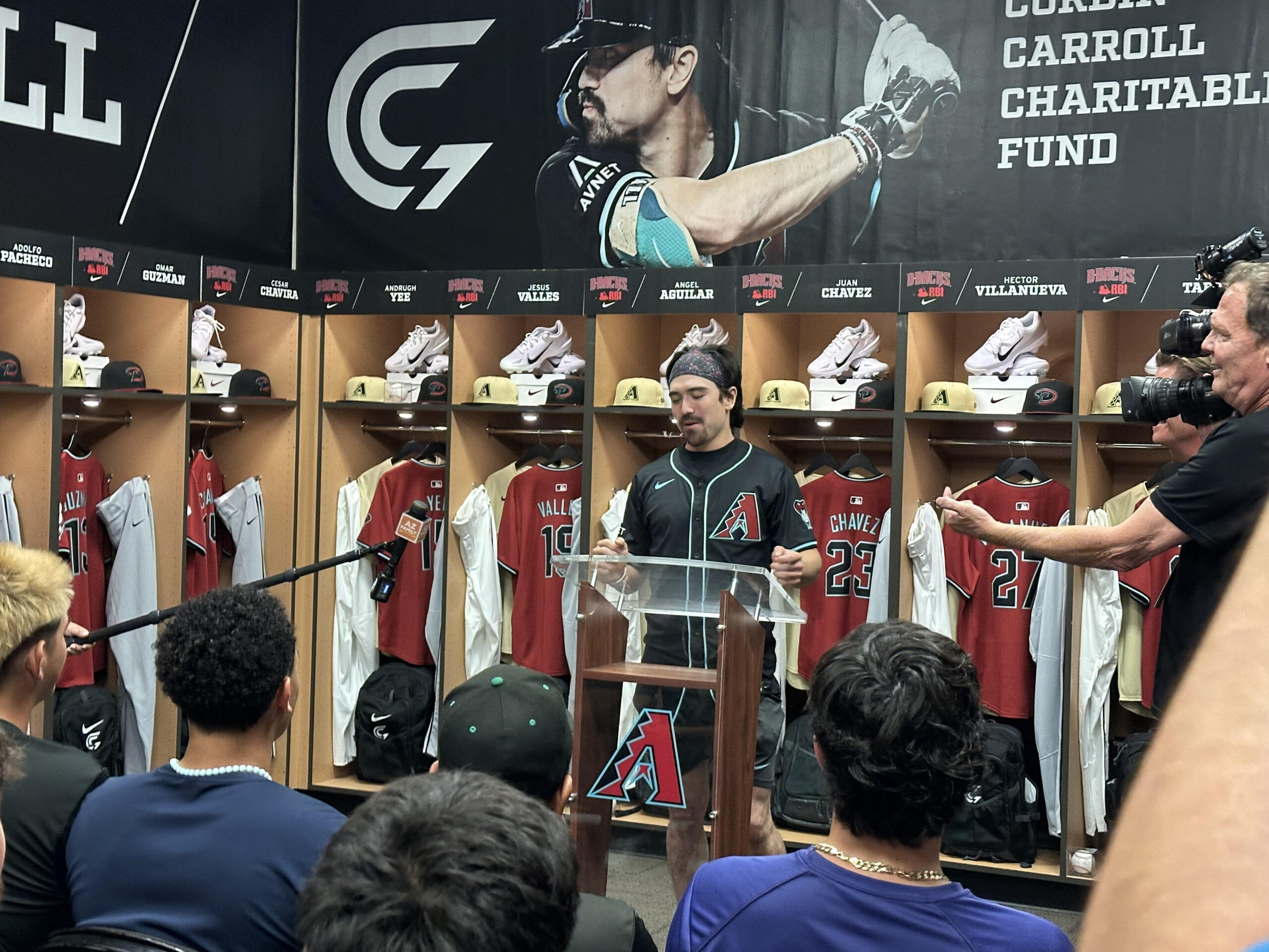 Diamondbacks, Corbin Carroll give RBI student-athletes surprise of a ...